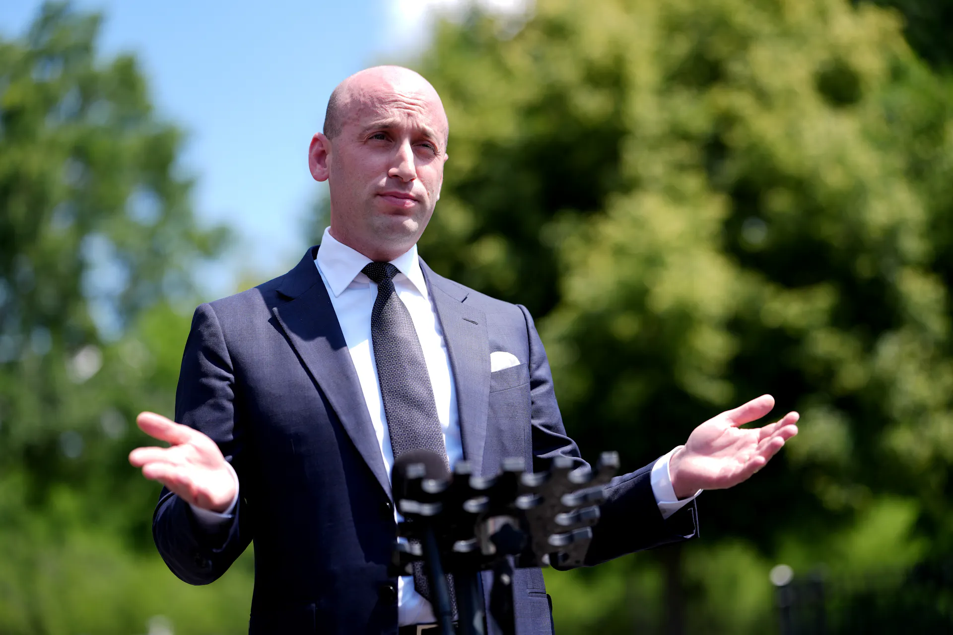 Stephen Miller, top Trump aide, discloses Palantir stake - Sherwood News