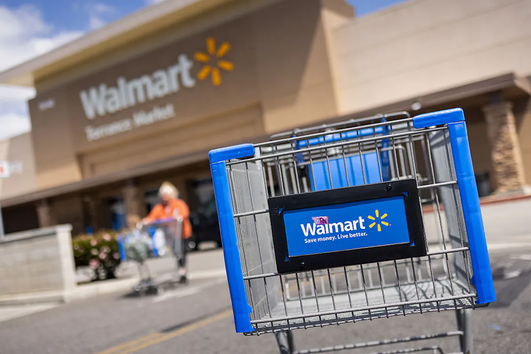 Walmart beats Wall Street estimates, hikes sales forecast - Sherwood News